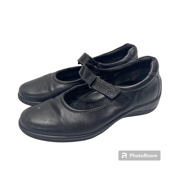 Ecco | Shoes | Ecco Light Black Mary Jane Shoes Size 38womens 775 ...